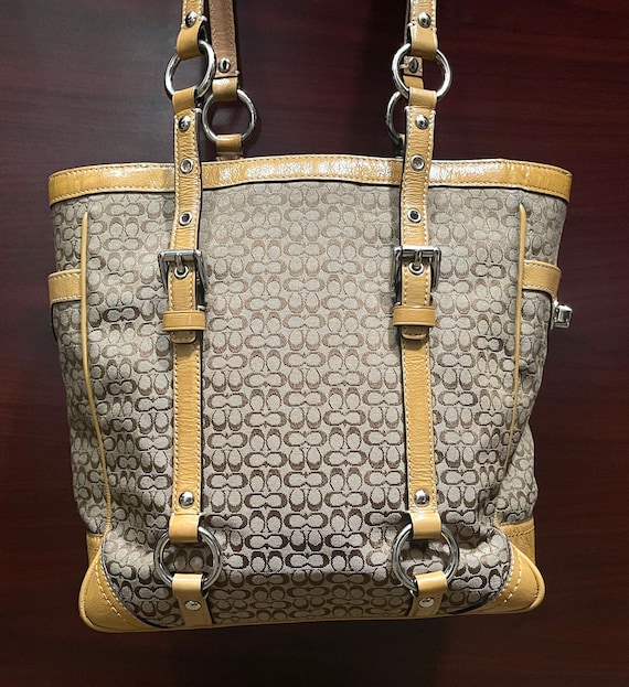 Beautiful Vintage Coach Monogram Tote Bag - Gem
