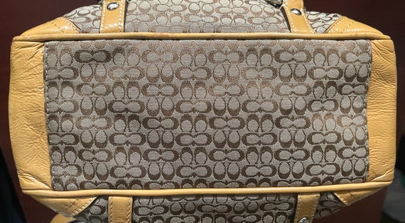 Beautiful Vintage Coach Monogram Tote Bag - Gem