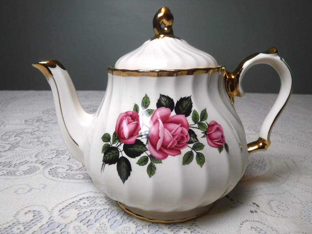 Sadler Vintage Teapot | Pink Roses Teapot | Made in England | Afternoon ...