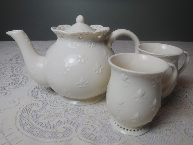 Cream Lace Vintage Teapot and Mugs Skye Mcghie Elegant Tea Party ...