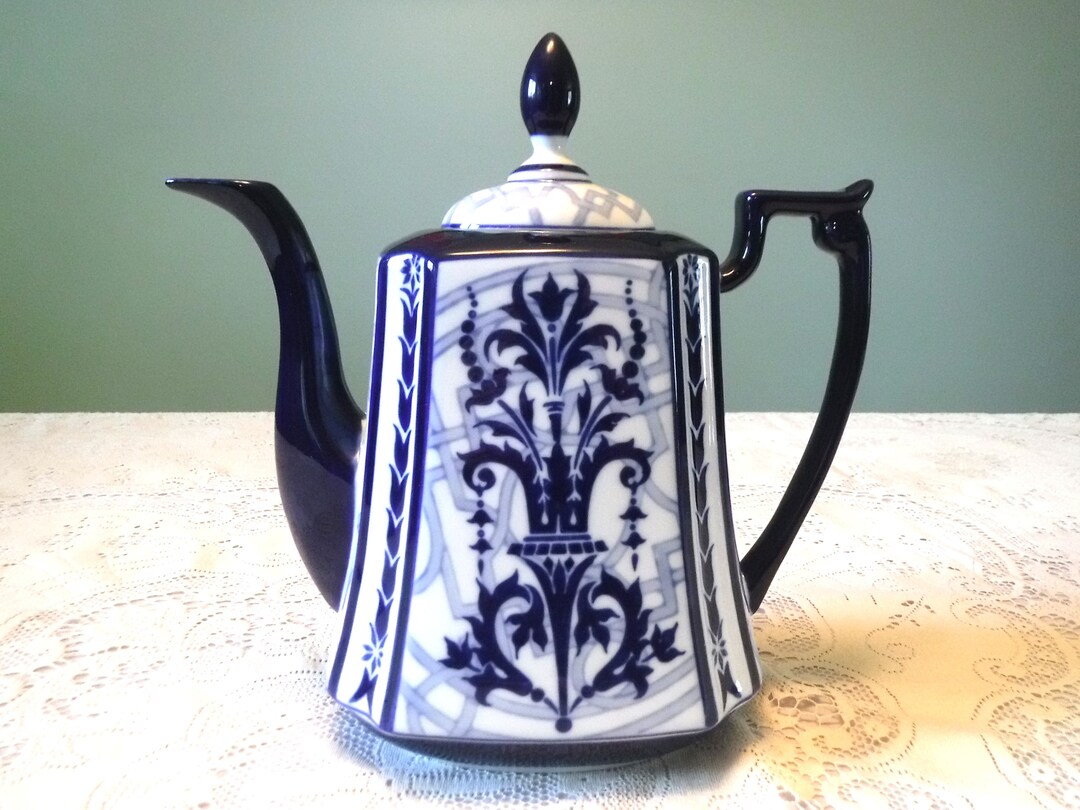 Bombay Vintage Teapot: Cobalt Blue Porcelain, Elegant Tea Party Decor ...