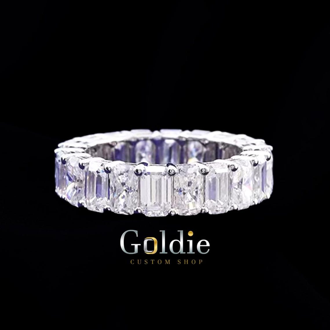 New Alternating Emerald With Radiant Cut Colorless Moissanite Promise ...