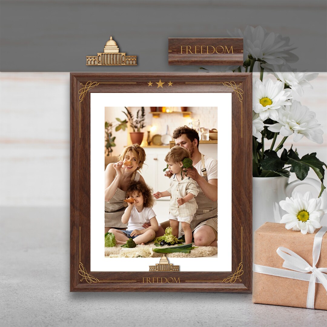 Custom Photo Frames, Gifts to Commemorate Travel, Retirement, College ...