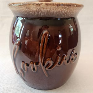 Hull Pottery Cookie Jar Canister Container Brown Drip Glaze 8-1/2 USA ...