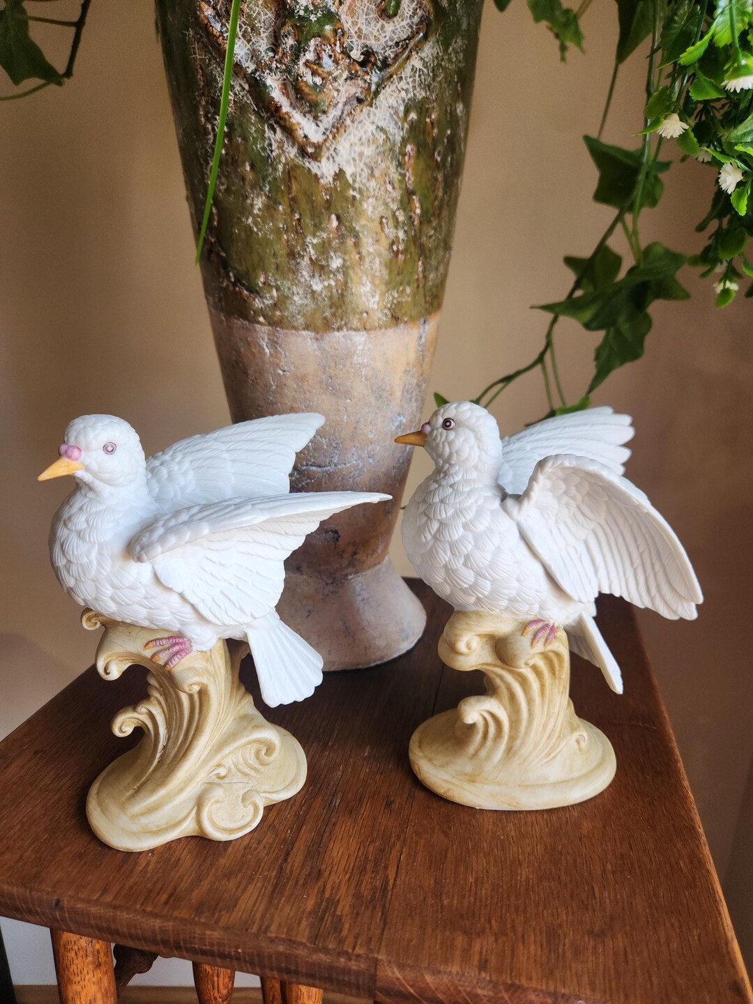 White Dove Figurines Set of Love Birds Vintage Porcelain Doves 6" - Etsy