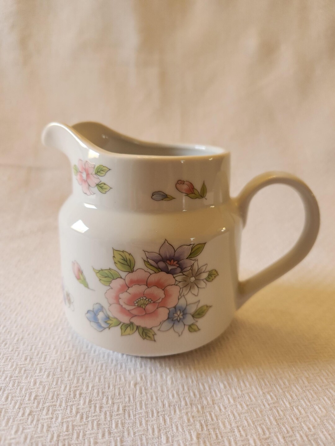 Vintage Pitcher 18 Oz. White With Flowers Porcelain Pitcher Vase 5 ...