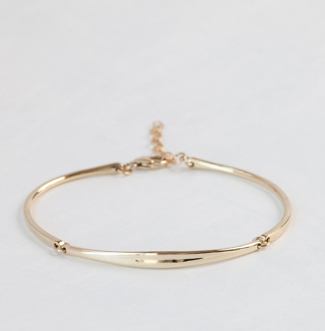 14k Gold Oval Flat Bangle Bracelet - Etsy
