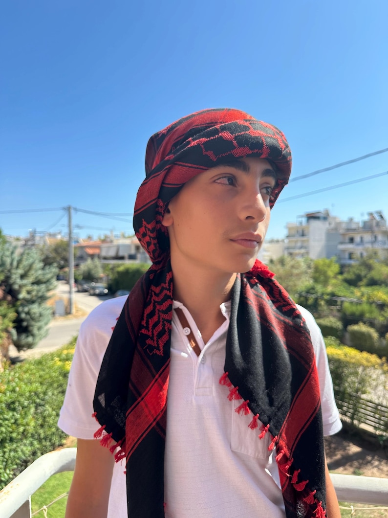 Palestinian Kuffiya: Traditional Keffiyeh Scarf , Hatta - Etsy