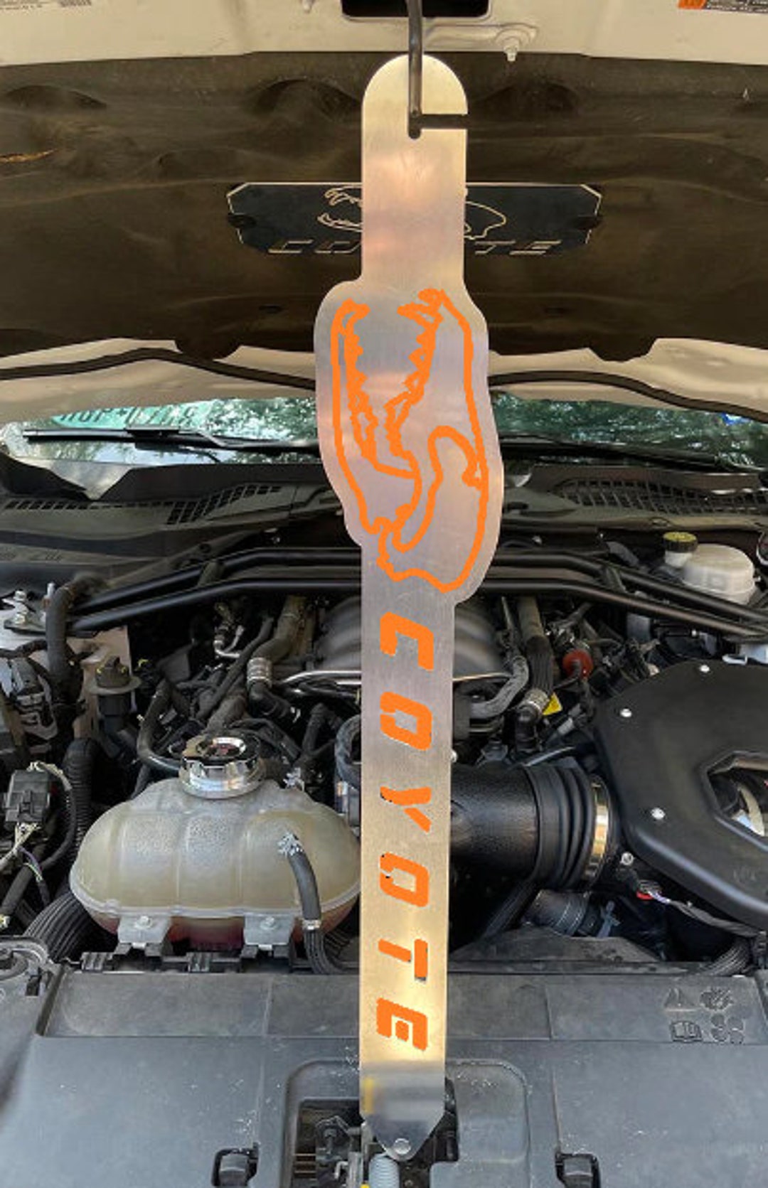 Custom Car Show Stainless Steel Acrylic Hood Prop With Coyote Letter ...