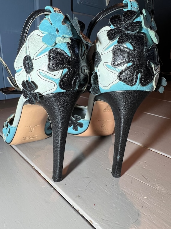 Miu Miu Vintage high heel shoe with leather flowers - Gem