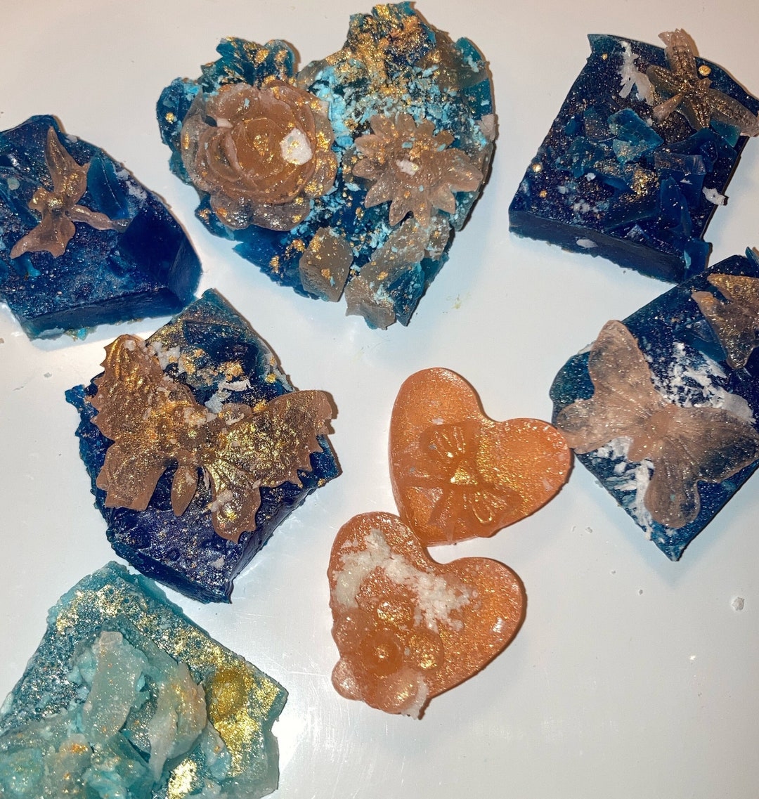 13 Pieces of Edible Crystal Gem Candy 5 or More Flavor Treasure Box ...