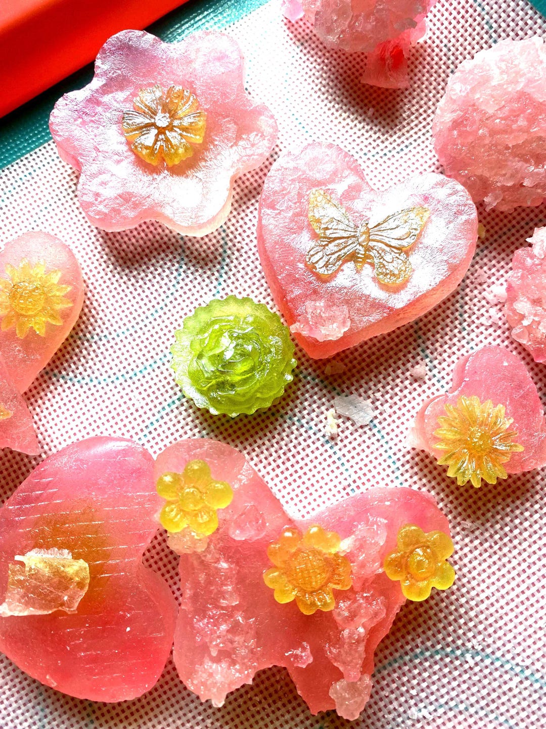 10 Piece Fruity Flavored Kohakutou Edible Crystal Gem Candy Sooo ...