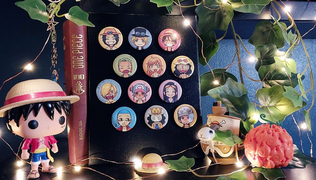 Set of 12 One Piece Badges, Luffy Straw Hat Pirate Crew - Etsy