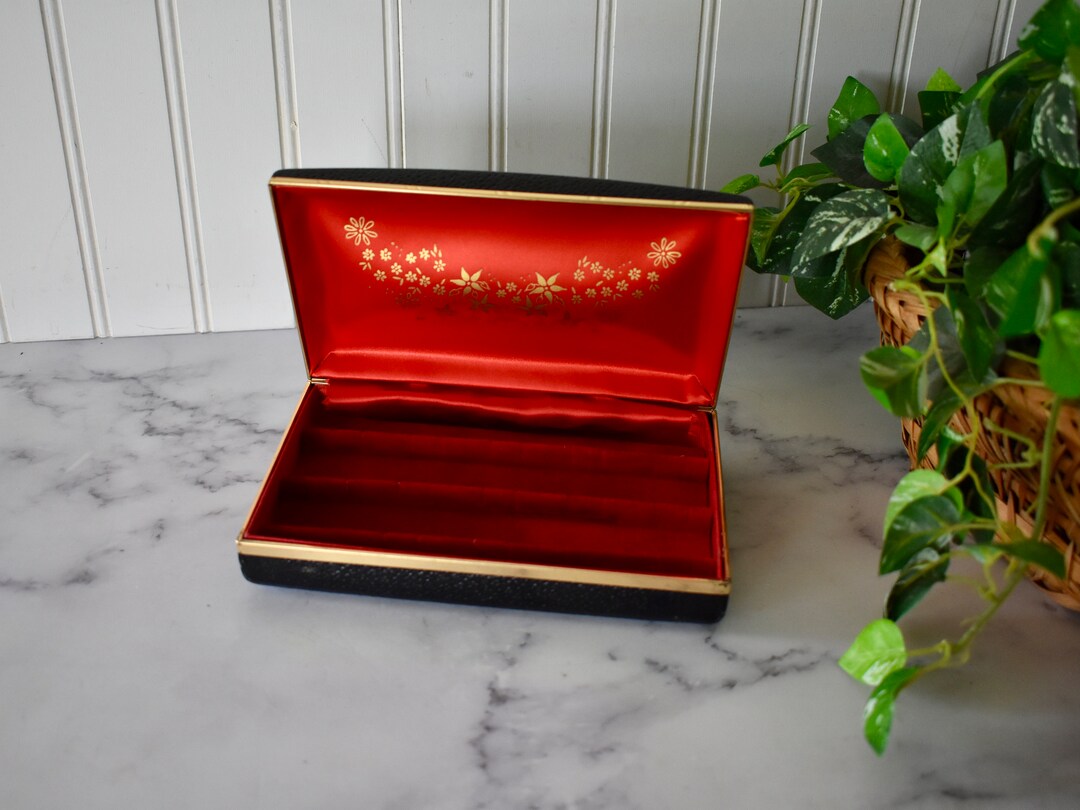 Vintage Black and Gold Clamshell Travel Jewelry Case, Hard Shell ...