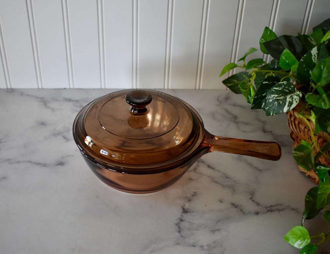 Vintage Corning USA Vision .5L Saucepan With Lid, Amber Corning Vision ...