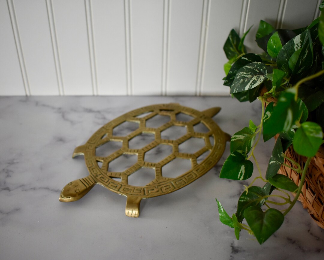 Vintage Brass Turtle Trivet, Gold Trivet, Brass Kitchen Decor - Etsy