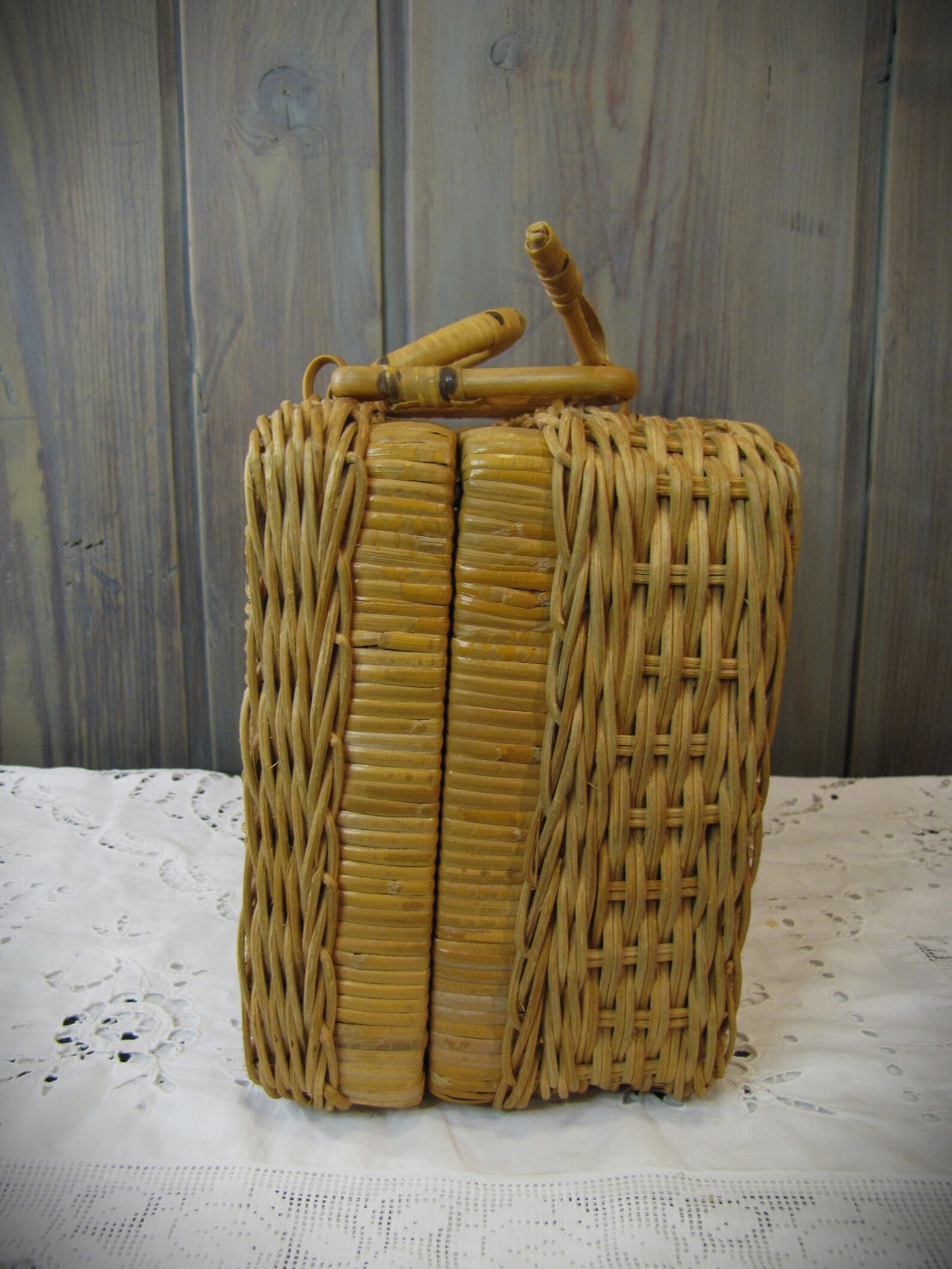 Small Vintage Wicker Suitcase, 70s Wicker Bag, Boho Chick Storage ...