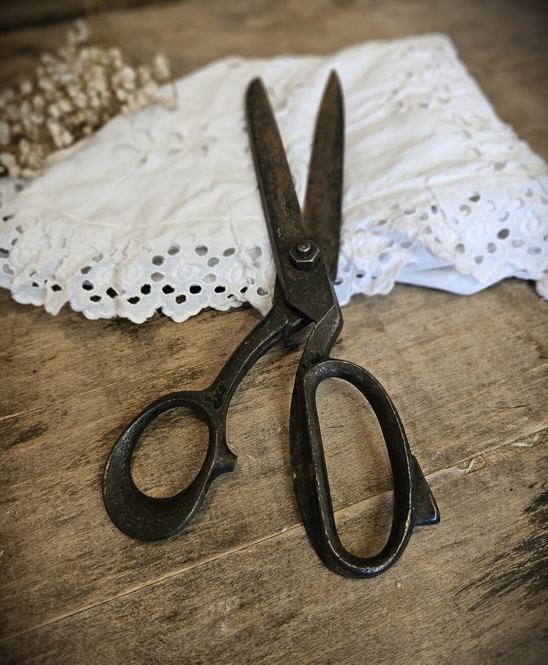Antique Iron Tailor's Scissors Old Fabric Cutting Scissors Collectible ...