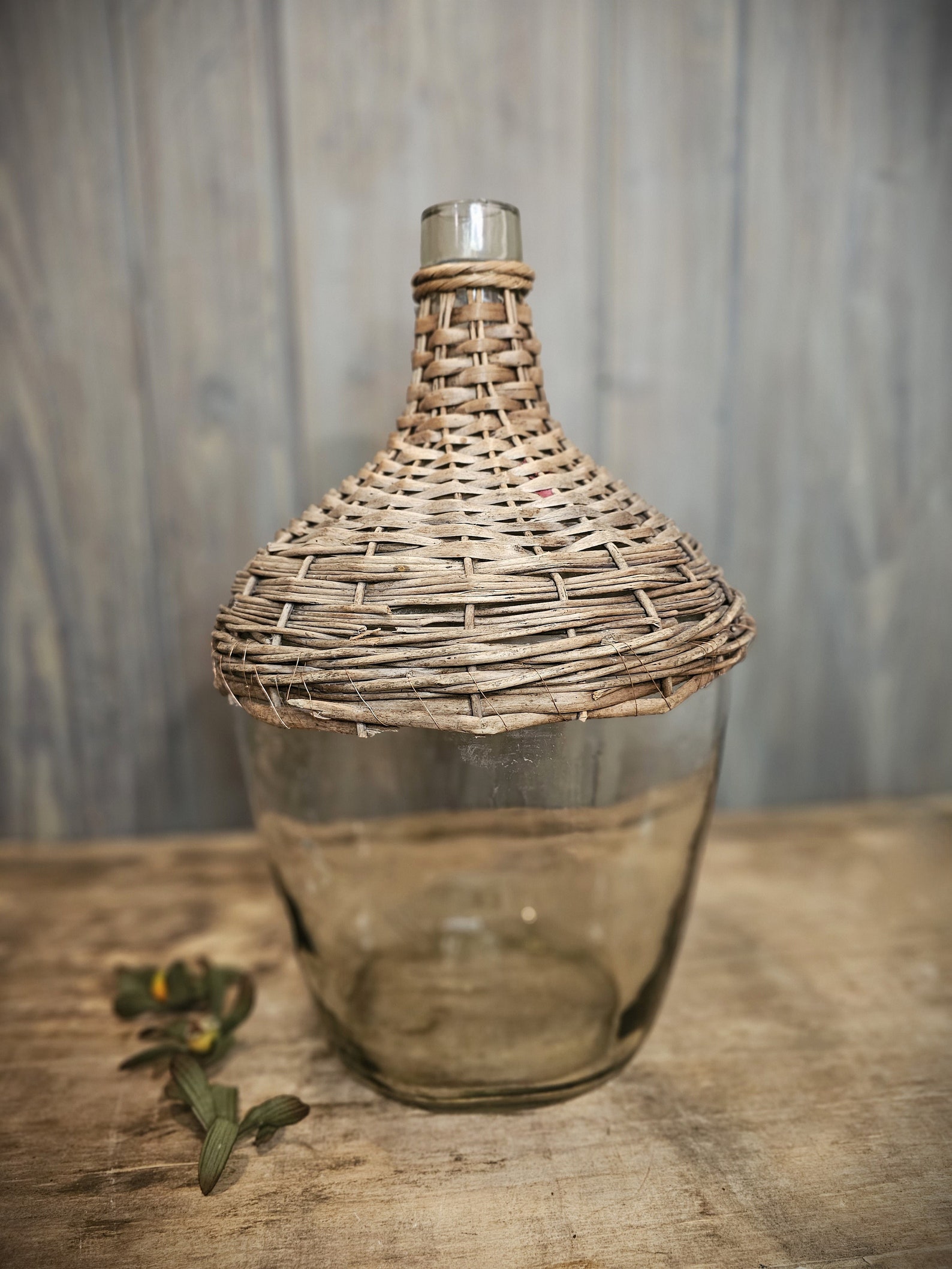 Antique Wicker Hand Woven 10L Glass Wine Bubble Bottle Demijohn Jug ...