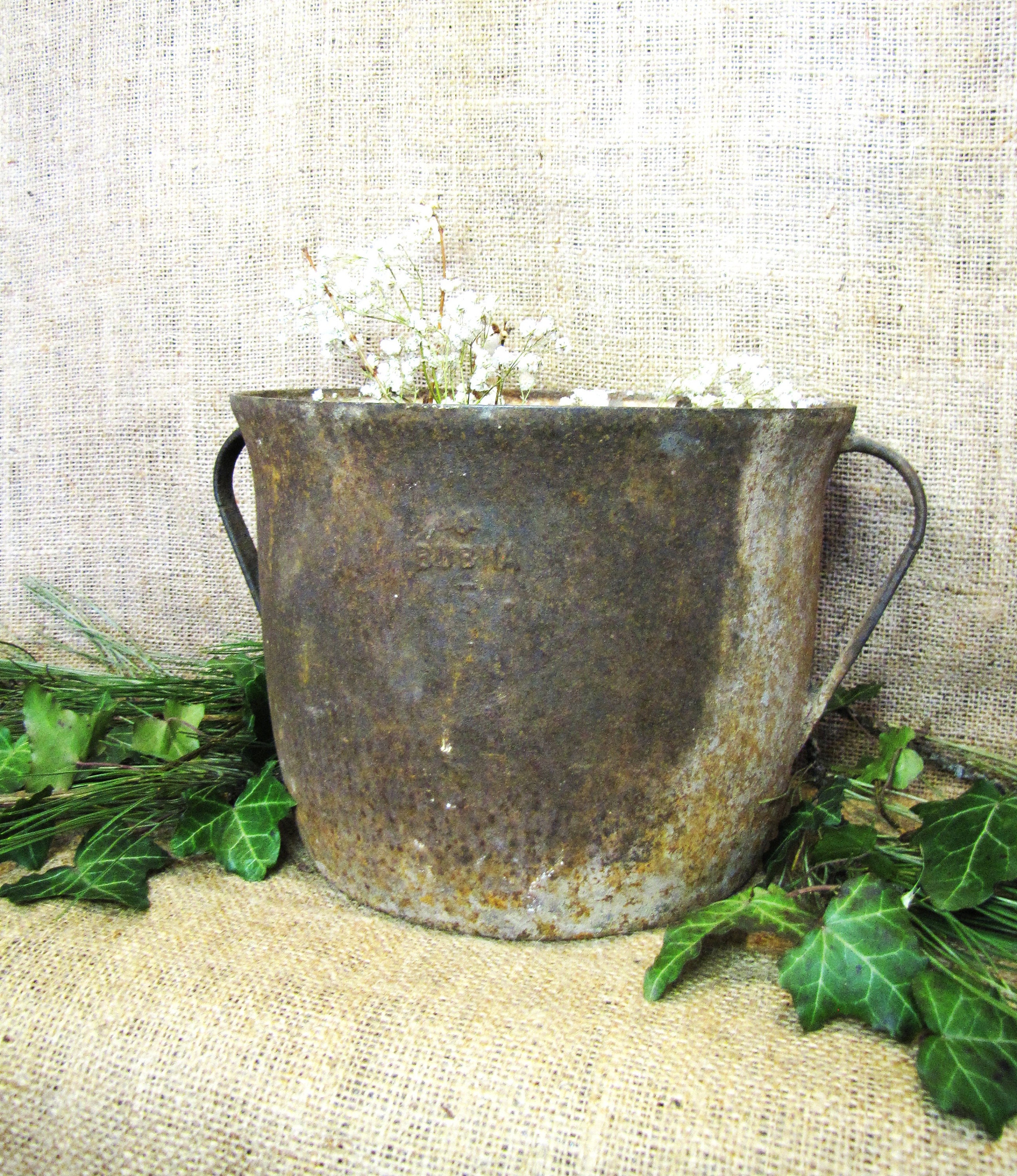 Large Antique Rusty Cast Iron Pot Bubna, Primitive Cookware, Iron ...