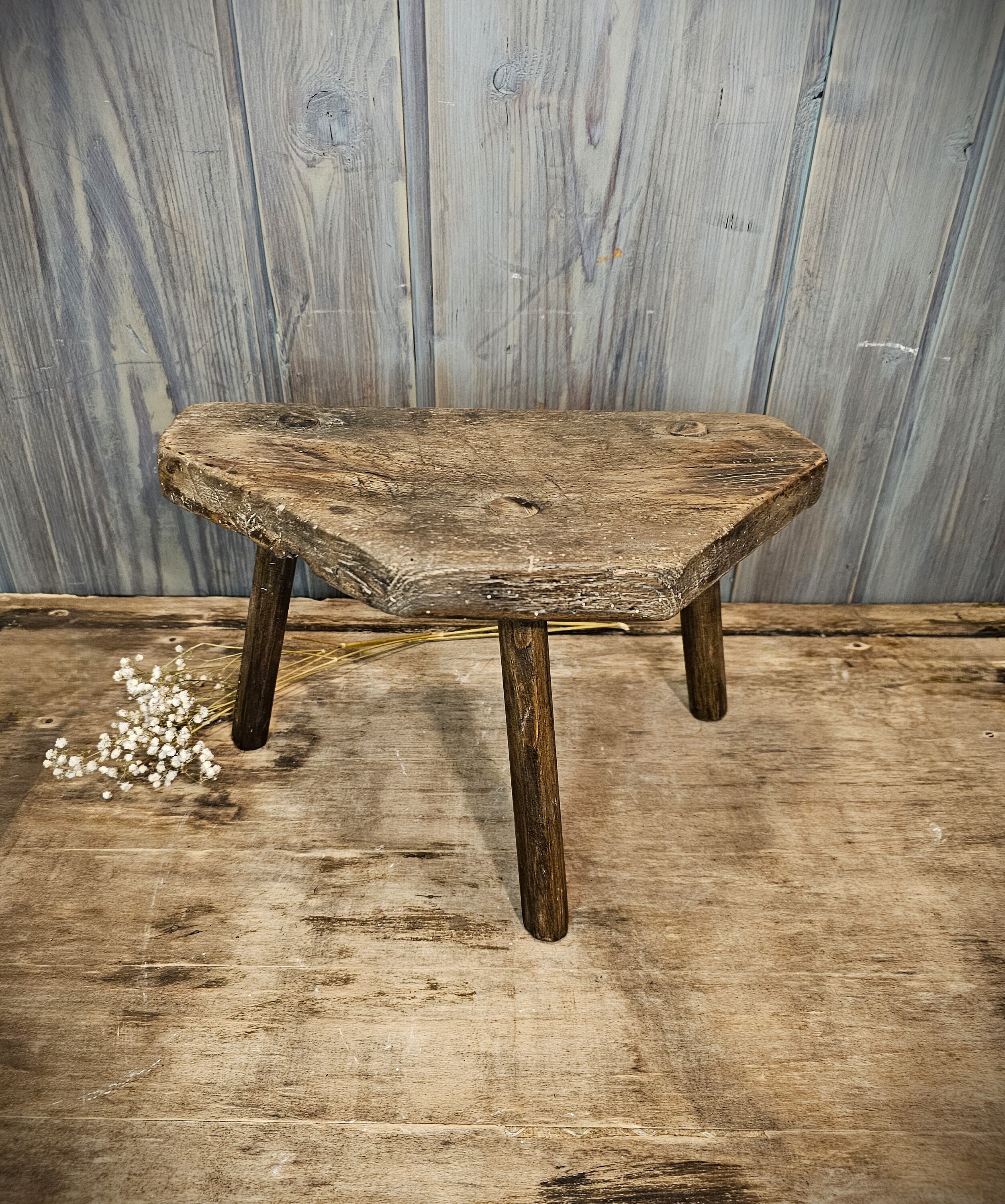 Primitive Wooden Milking Stool 3 Legged Small Farmers Stool Rustic Wabi ...