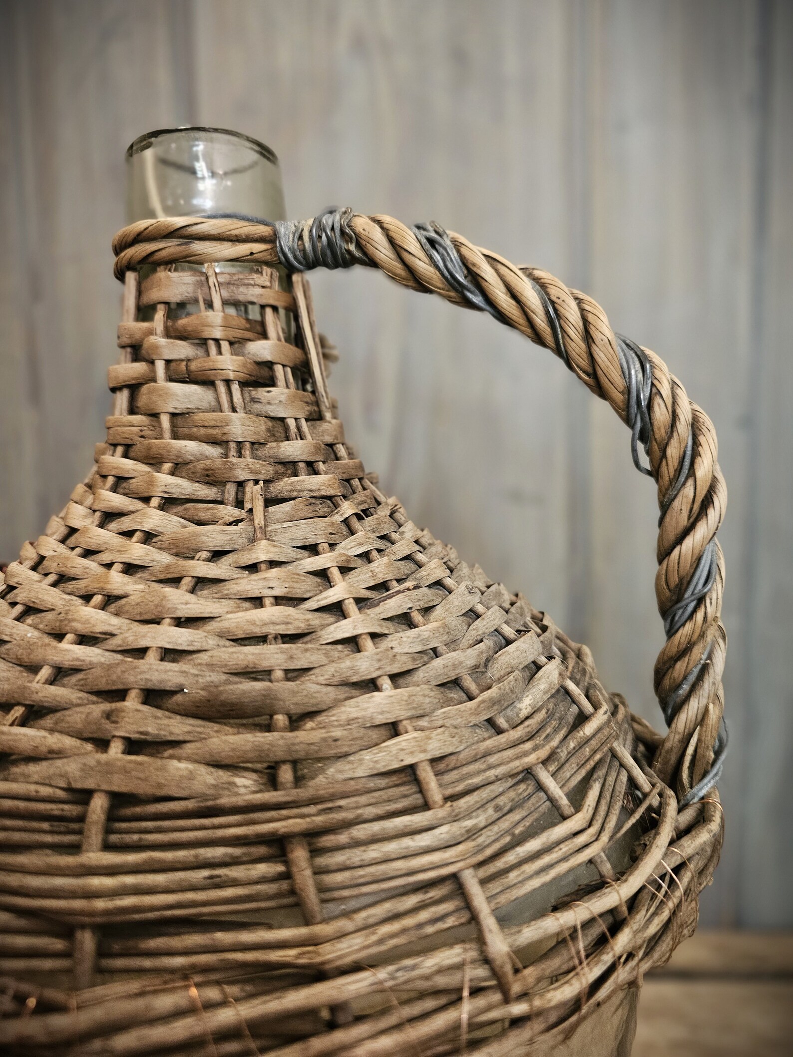 Antique Wicker Hand Woven 10L Glass Wine Bubble Bottle Demijohn Jug ...