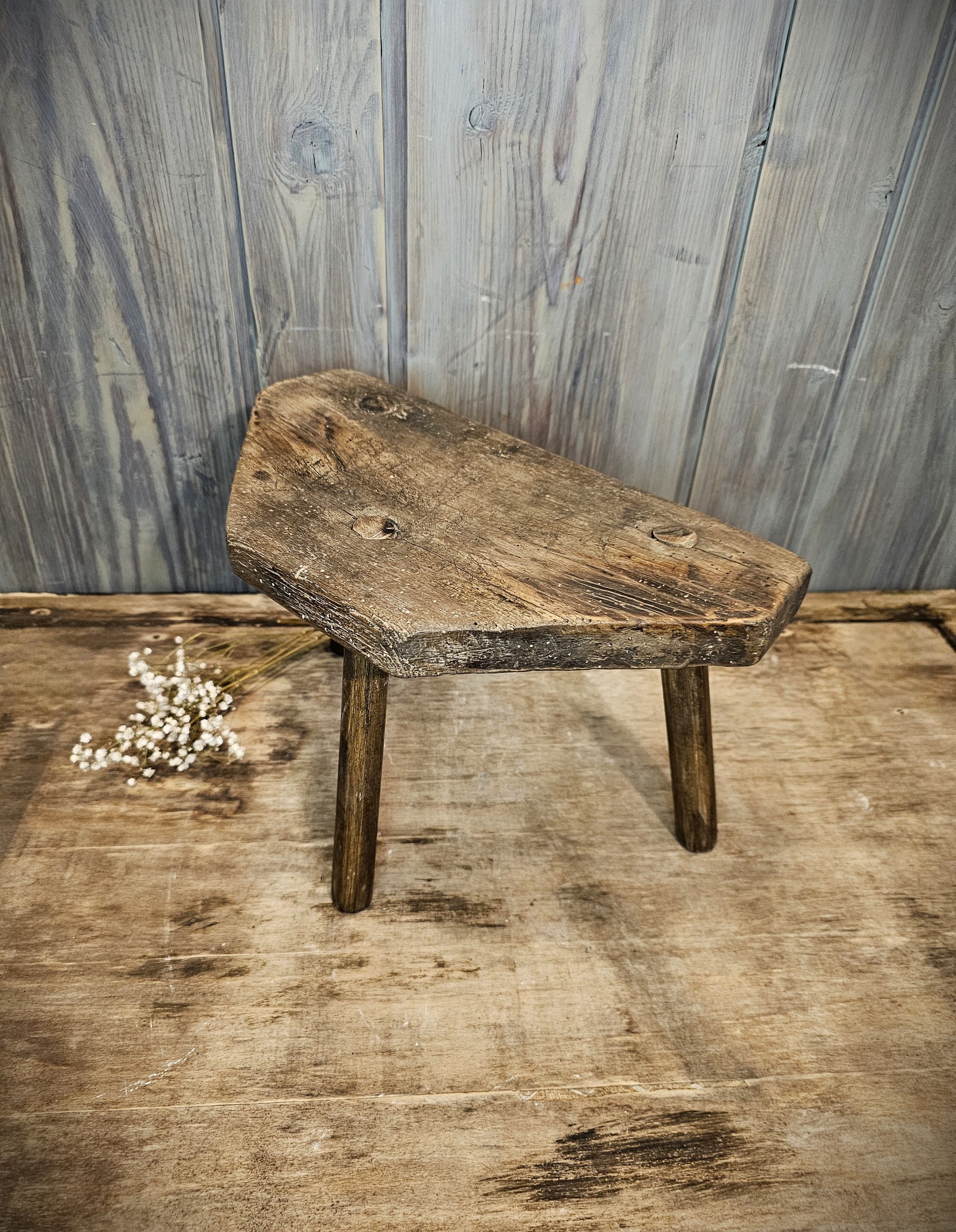 Primitive Wooden Milking Stool 3 Legged Small Farmers Stool Rustic Wabi ...