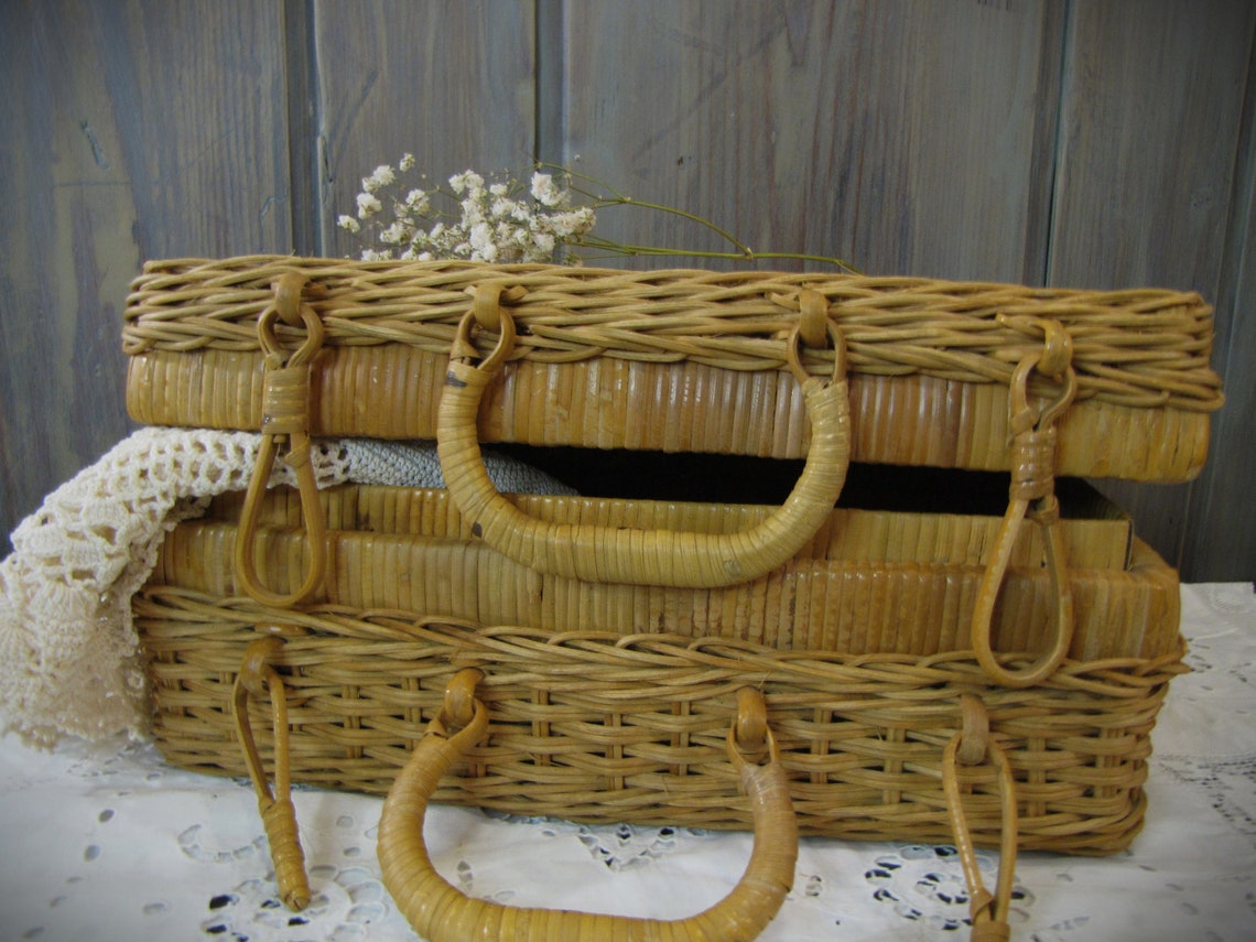Small Vintage Wicker Suitcase, 70s Wicker Bag, Boho Chick Storage ...