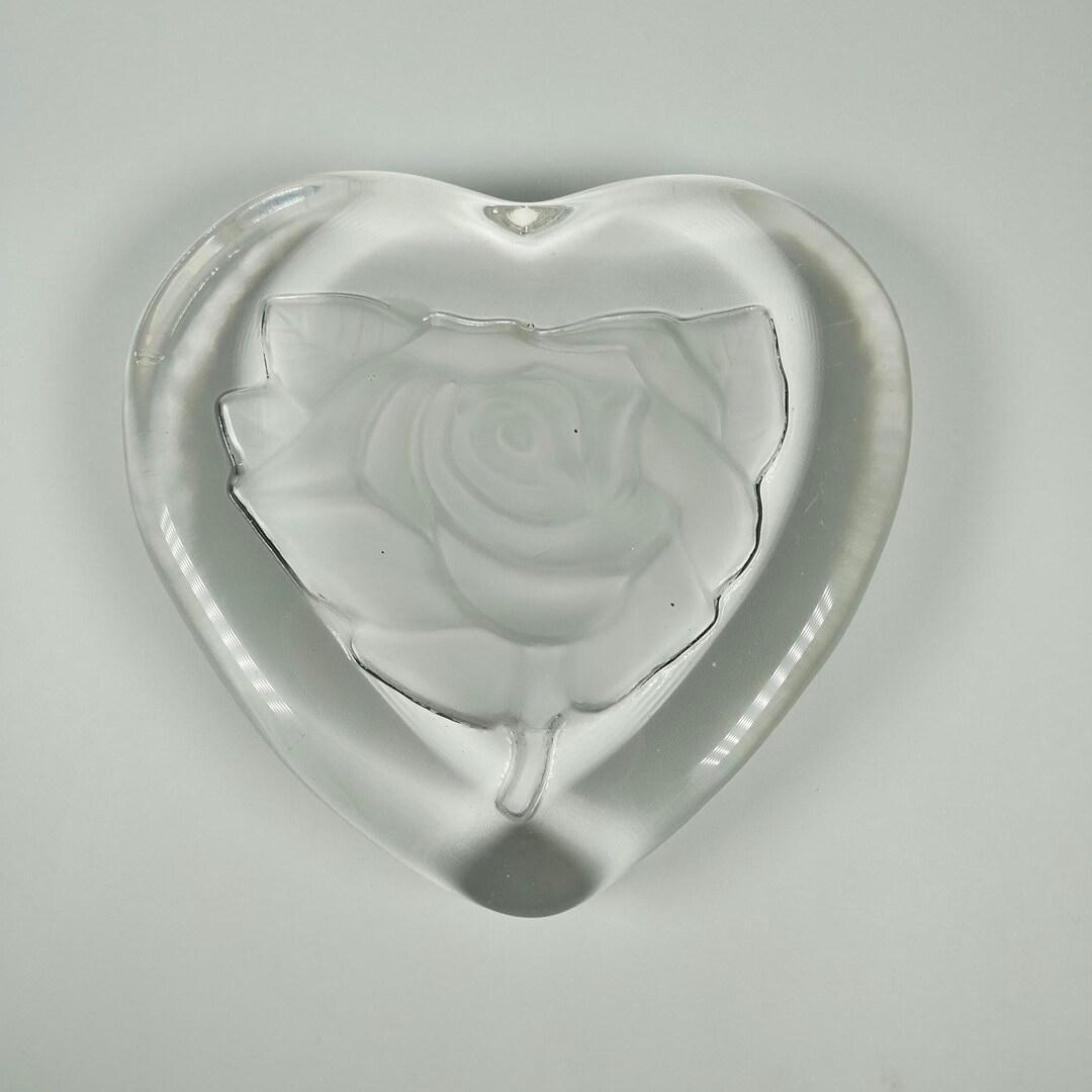 Vintage Glass Heart Paperweight With Frosted Glass Rose 1980s 80s Soft ...