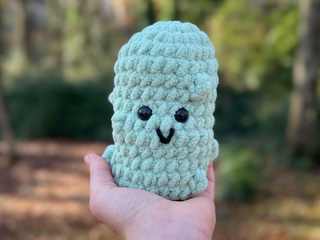 Cute Pickle Crochet Plushie, Desk Decor, Mini Plush, Crochet Emotional ...
