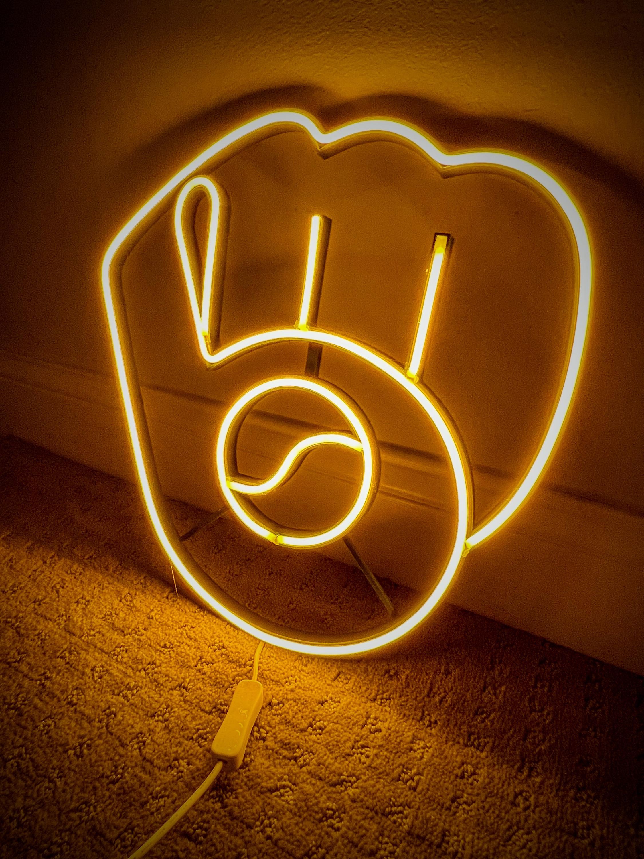 Milwaukee Brewers LED Neon Sign – Blue & Yellow Baseball Wall Decor ...