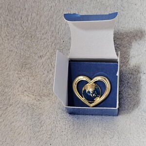 Vintage Gold Avon Heart Around the World Pin in Box - Etsy