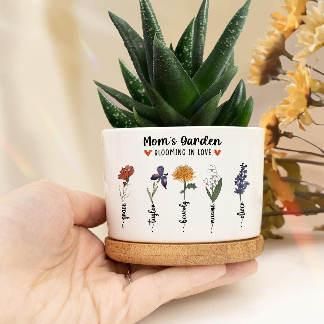 Personalized Mom's Garden Plant Pot Gifts for Mom, Custom Birth Flower ...