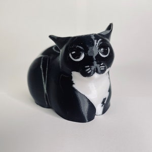 Maxwell the Cat Figurine - Etsy