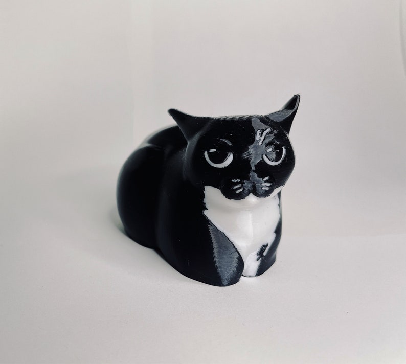 Maxwell the Cat Figurine - Etsy