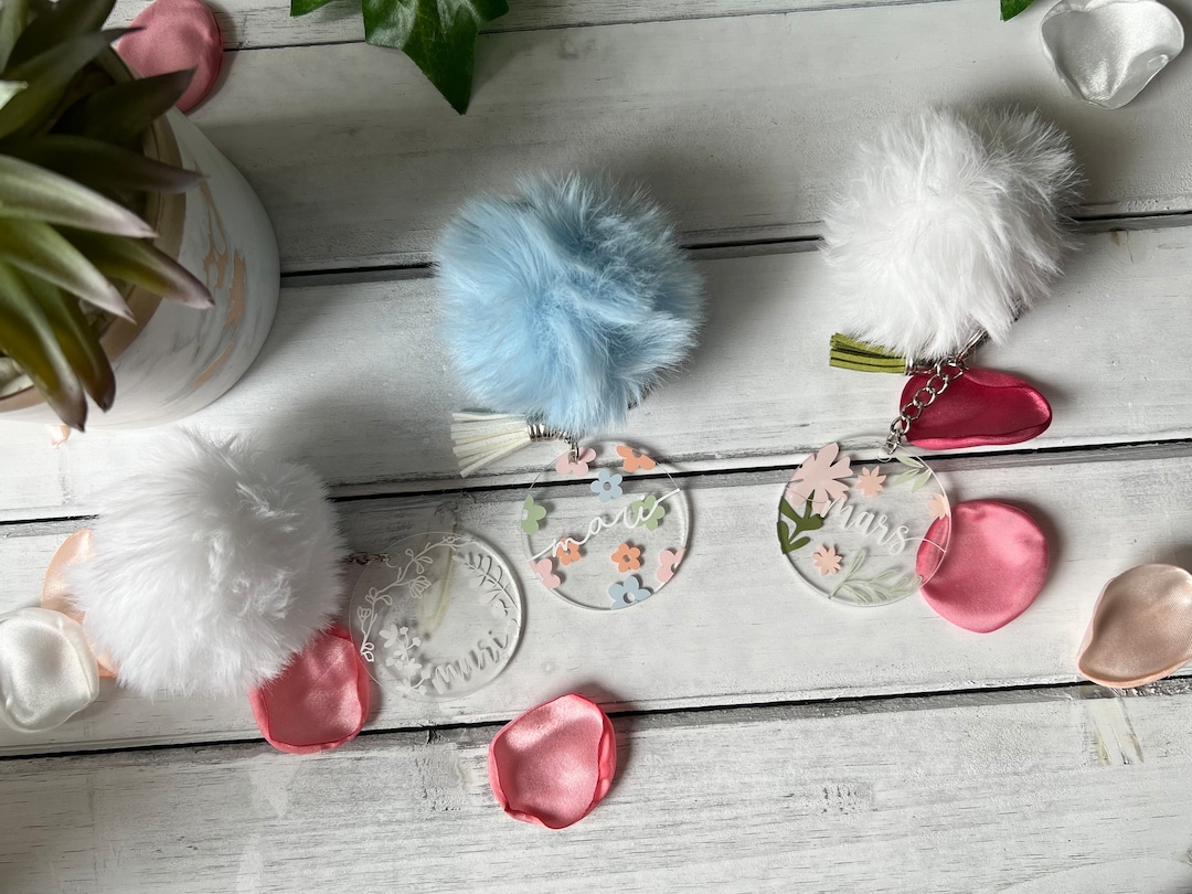 Custom Acrylic Keychains Personalized, Cute, Vinyl, Gifts - Etsy