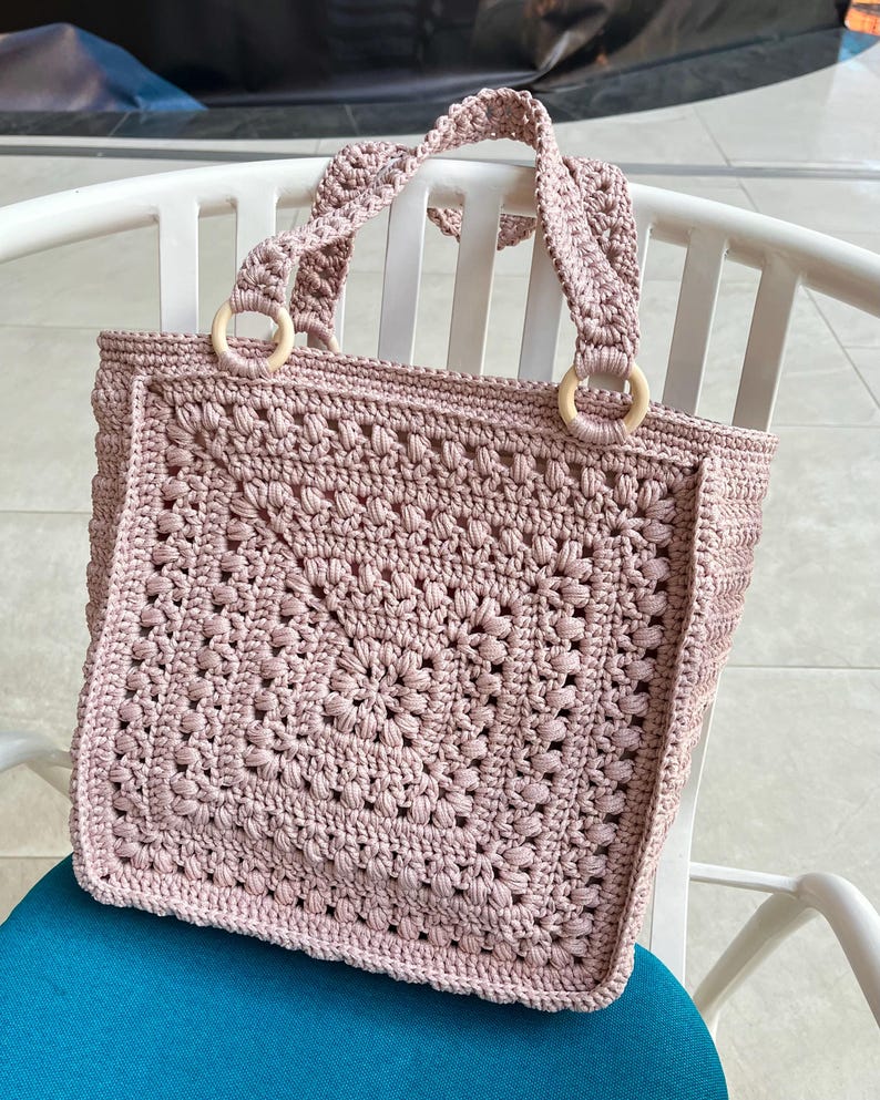 Crochet Granny Square Tote Bag Pattern With Video Tutorial, Shoulder ...