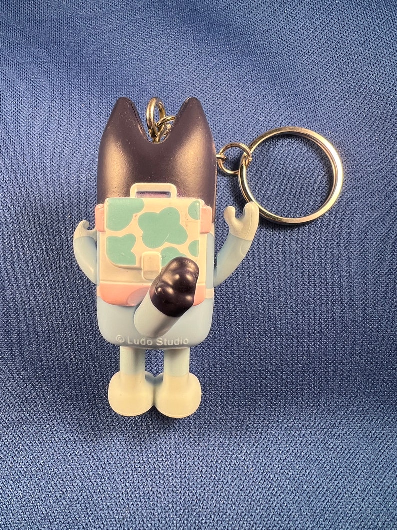 Bluey With Backpack Keychain (BLY003) - Etsy