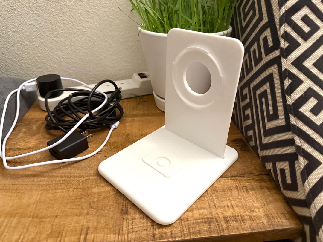 Google Nest Camera Mount - Desk, Table Stand & Shelf Bracket for Indoor ...