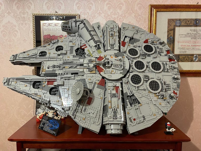 Stand Display for Lego Millennium Falcon 75192 - Etsy