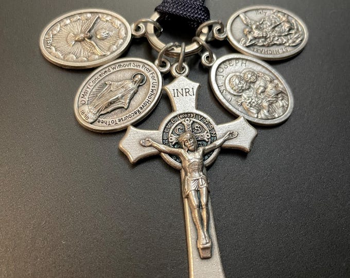 Catholic Protection From Evil Paracord Necklace St. Benedict Crucifix ...