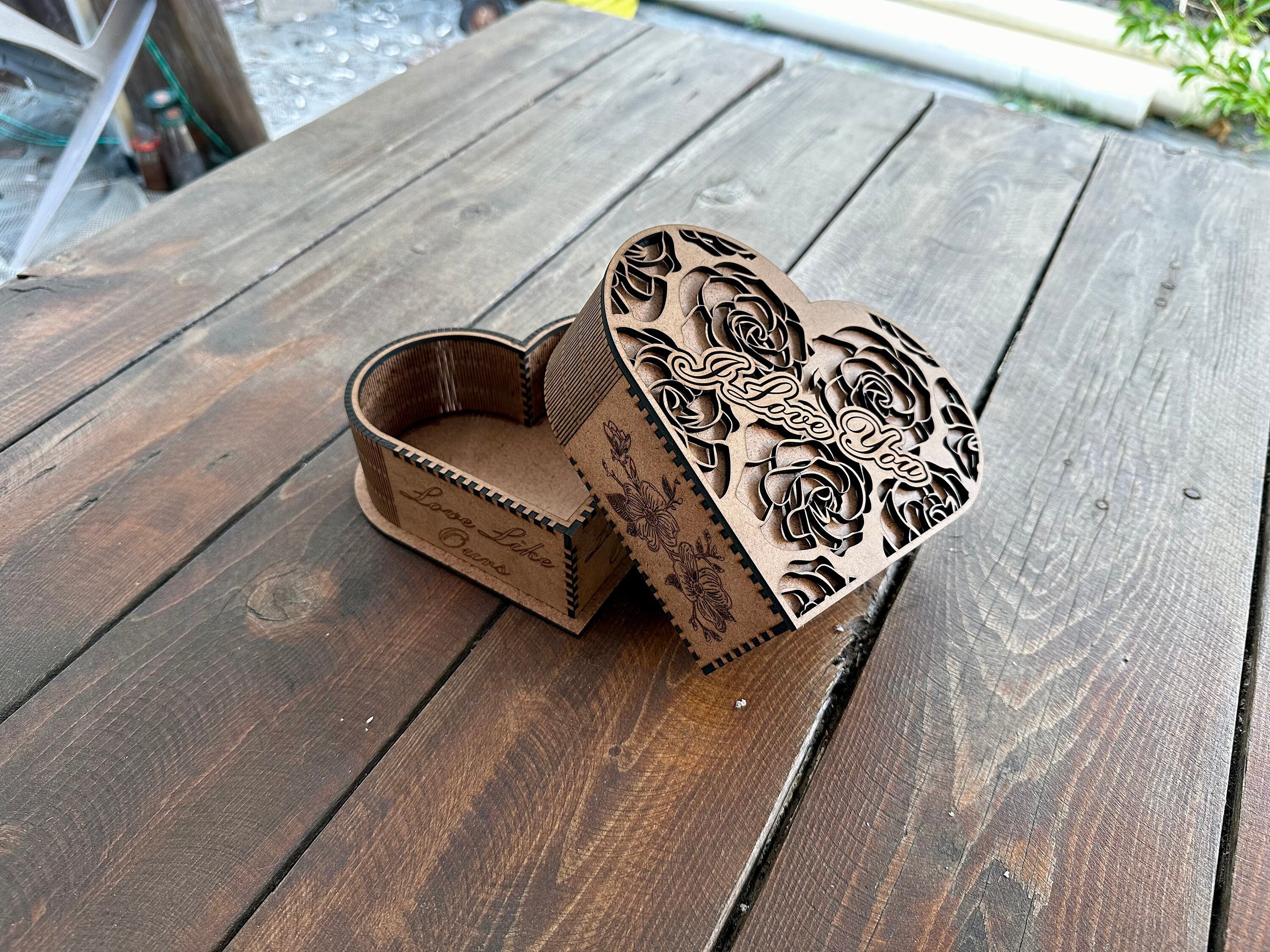 Two Diferent Designs Laser Cut Valentines Heart Gift Box With Lid ...