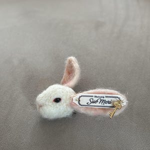 Rabbit Handmade Needle Felted Brooch, Needle Felting Rabbit, Bunny ...