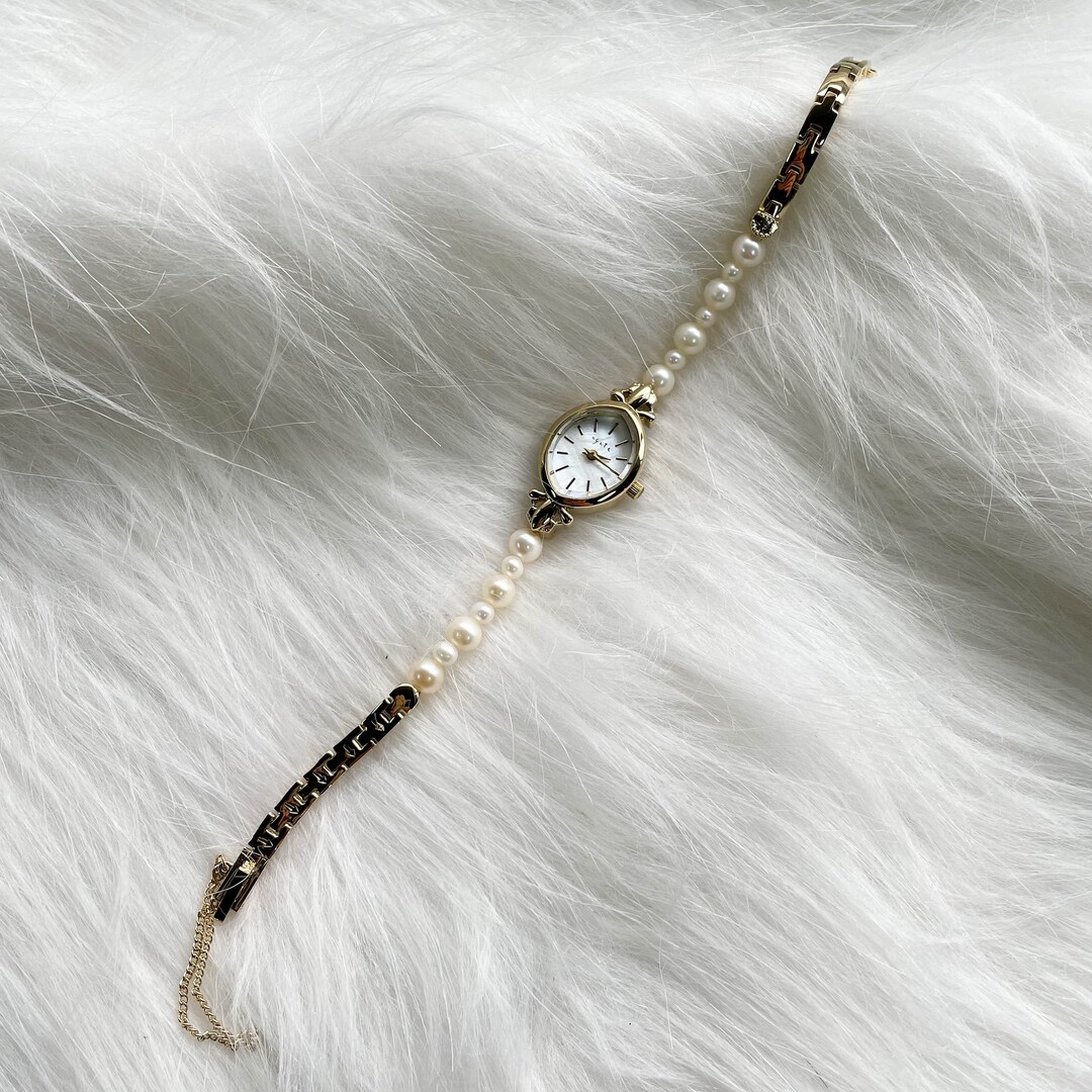 Vintage Gold Pearl Womens Watch, Small Face Watch,dainty Watch,womens ...