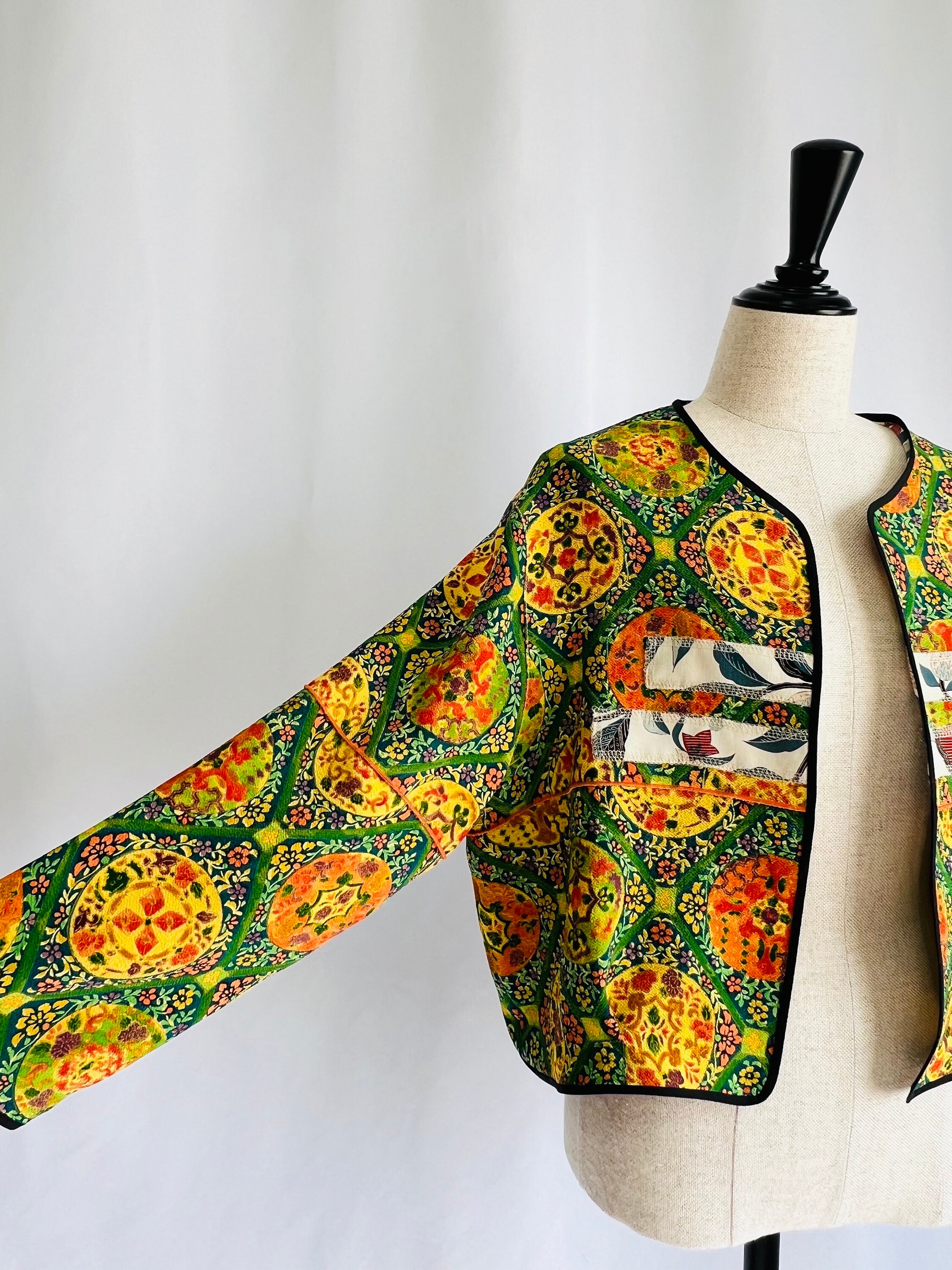 Japanese Vintage Kimono Silk Jacket,remake Calico Dye & Silk Crepe ...