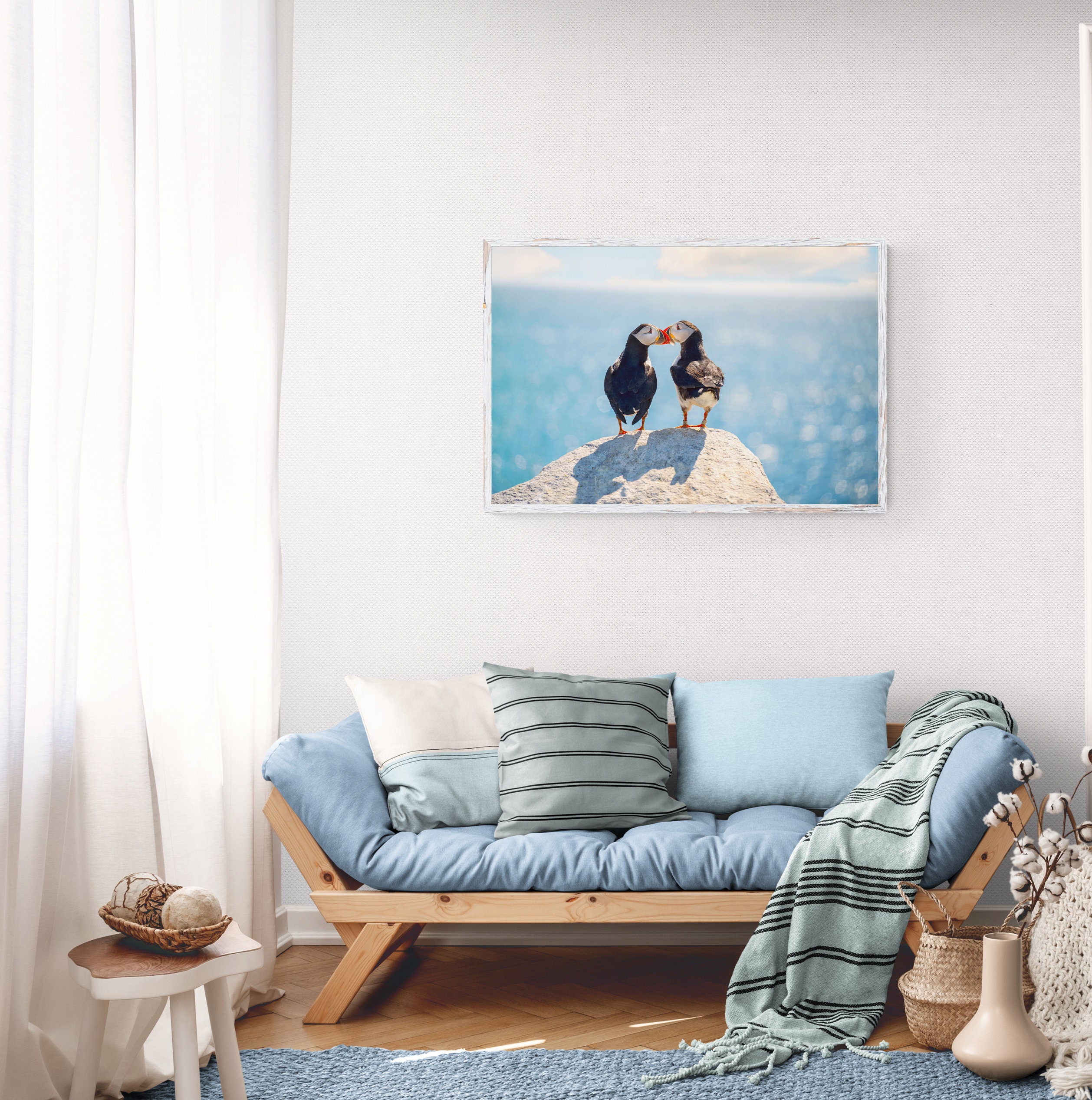 Photo Couple of Puffin Birds, Kissing Funny Birds, Romantic Pair of ...
