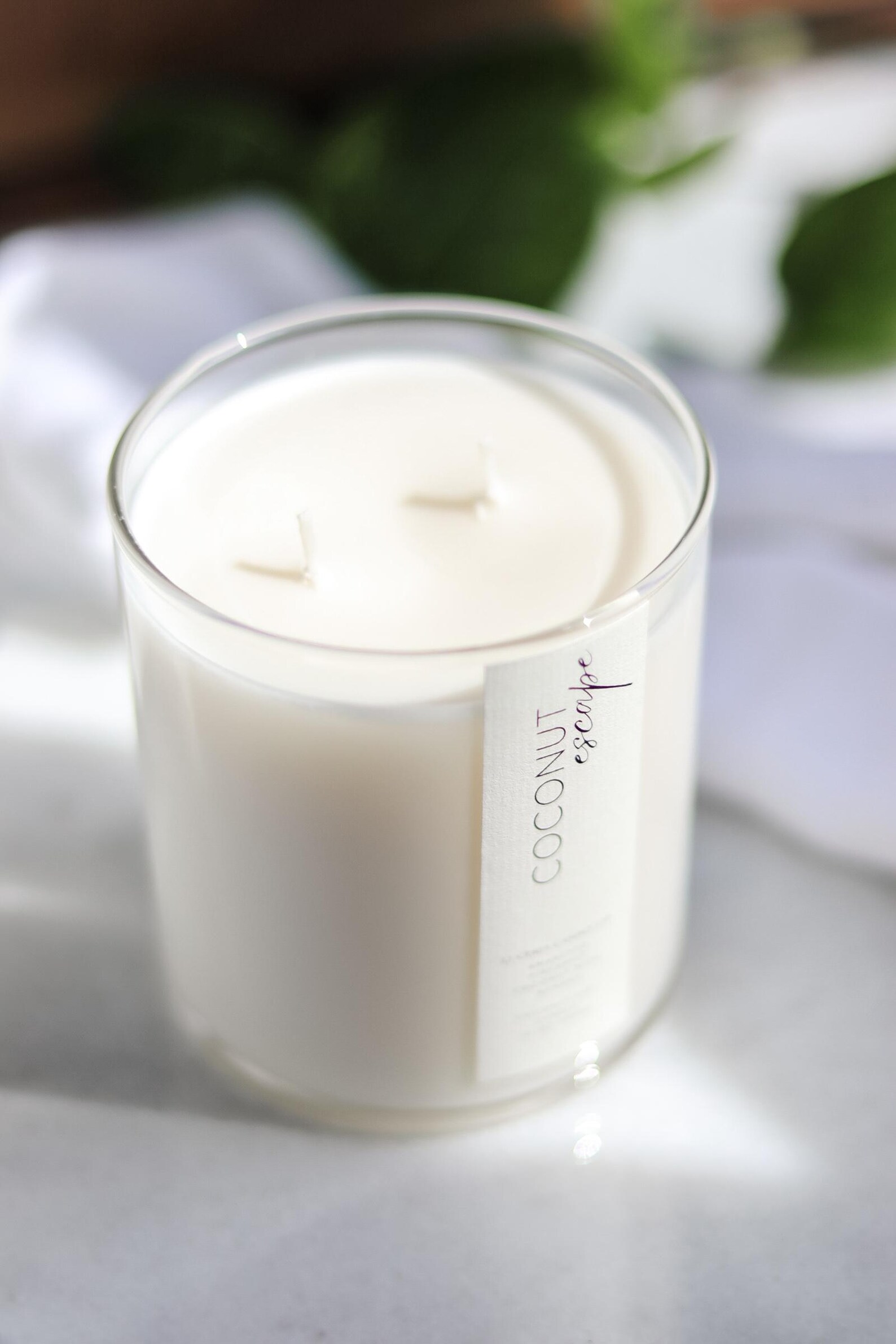 Coconut Escape Coconut Soy Candle, 10 Oz Clear Glass Candle, Refreshing ...