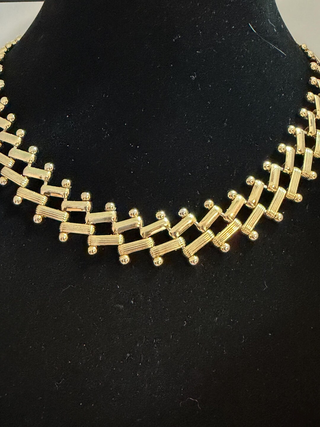 Vintage Basket Weave Gate Link Pattern Textured Links Collar Gold Tone ...