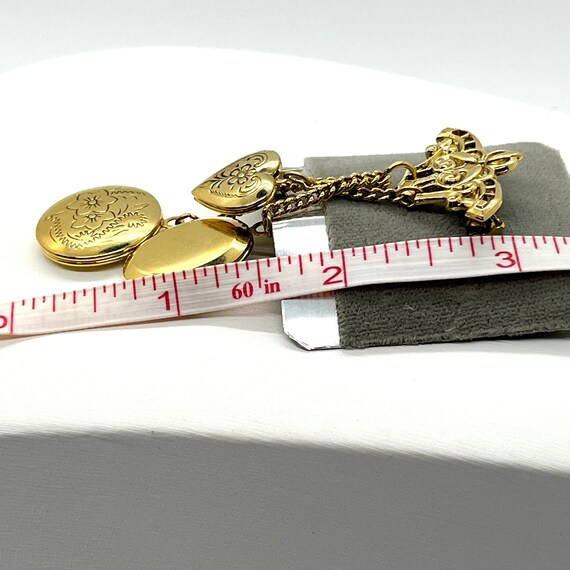 1928 signed, three picture locket, Charm Brooch, gold… - Gem