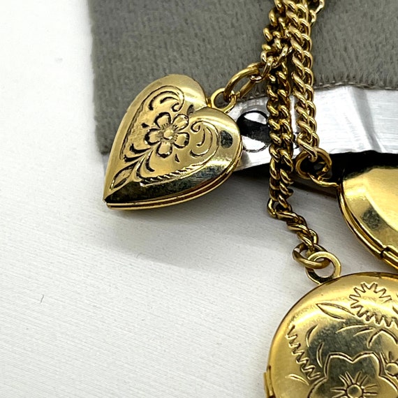 1928 signed, three picture locket, Charm Brooch, gold… - Gem